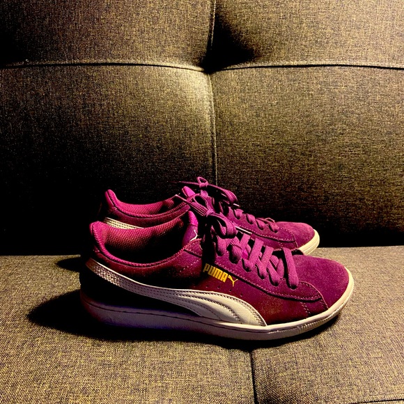 Puma | Shoes | Pumas Pretty Unique Purple Pumas Used But In Good ...